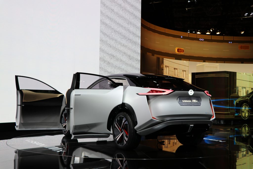 【ニッサン・ミツビシ編】東京モーターショー2017に行ってきました♪ワールドプレミア日産「IMx」三菱「e-EVOLUTION CONCEPT ...