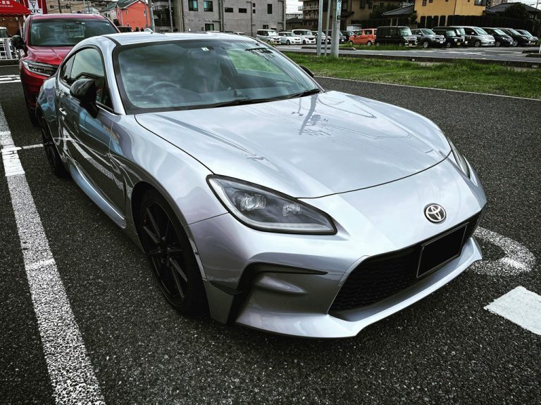 トヨタディーラーでアイスシルバーGR86に「TRD GRカナード」を取り付けてもらいました\(^o^)／価格・工賃は？ - Evening Sky Engine【BMW ALPINA ...