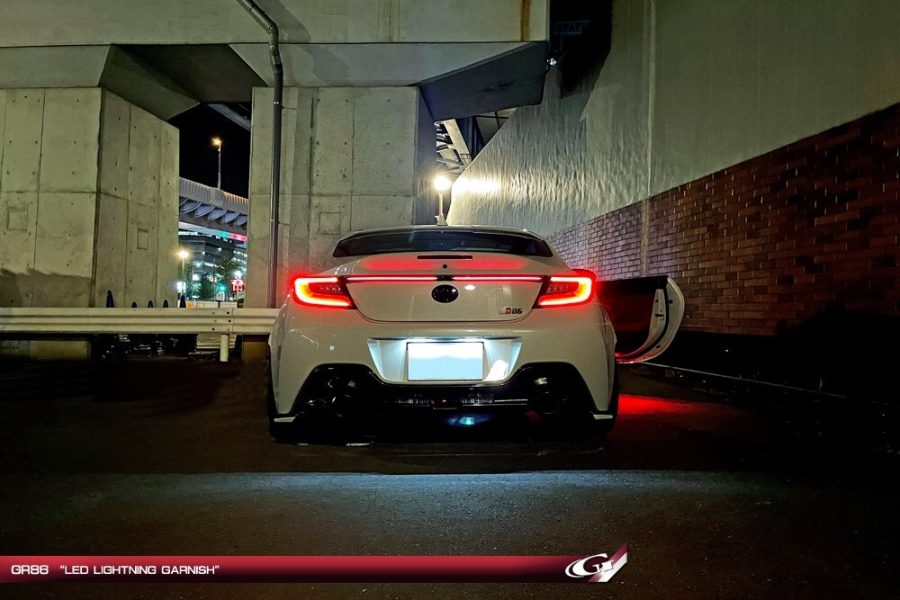 これはめっちゃ気になる！グラージオから純正然なGR86用LEDリアライトニングガーニッシュが5月発売\(^o^)／ - Evening Sky Engine【BMW ALPINA TOYOTA ...